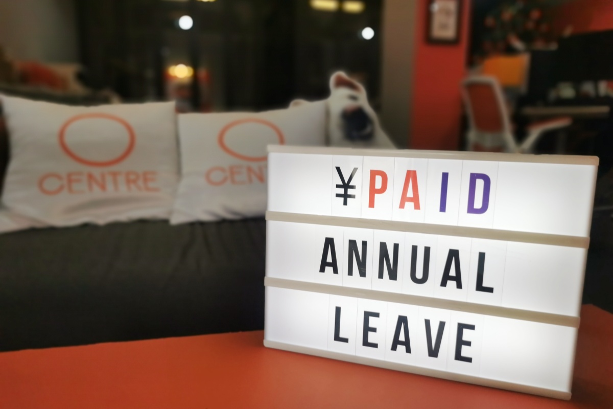 HOW TO CALCULATE PAID ANNUAL LEAVE?